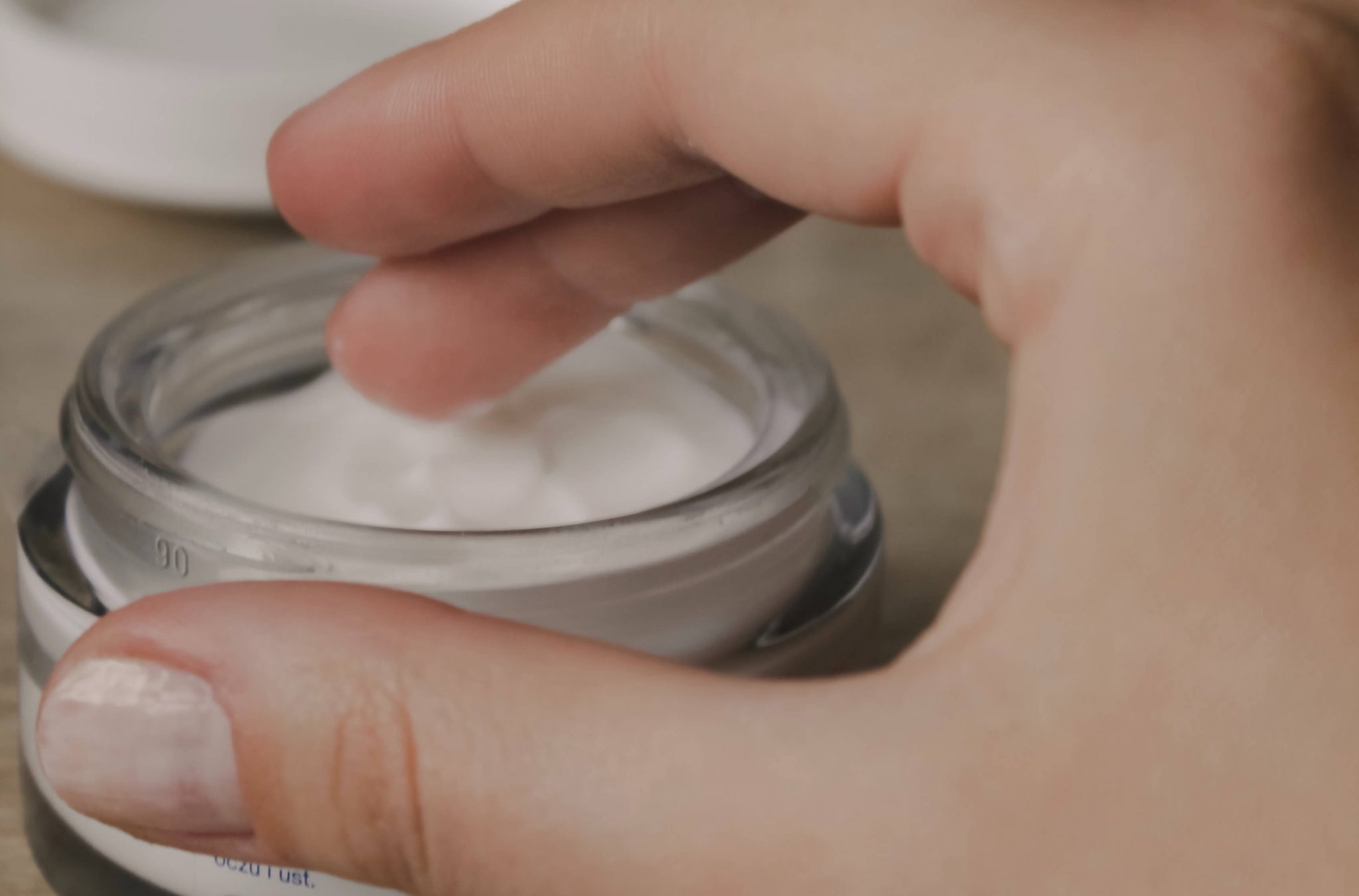 New Tattoo Cracking? Here’s How To Prevent & Treat It - Tattoo Moisturiser